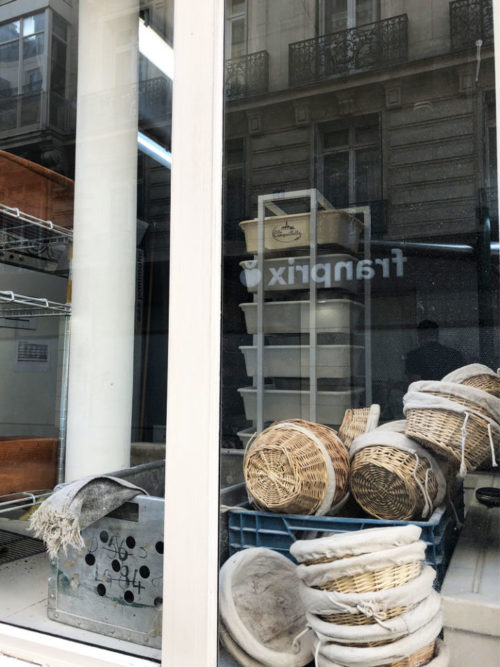 MAMICHE Paris The 9th arrondissement of Paris, a hot bakery by two ...