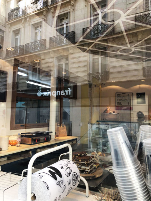 MAMICHE Paris The 9th arrondissement of Paris, a hot bakery by two ...