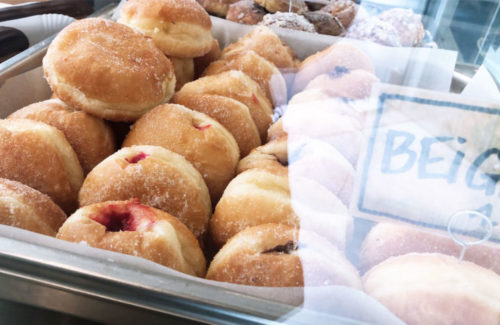 MAMICHE Paris The 9th arrondissement of Paris, a hot bakery by two ...