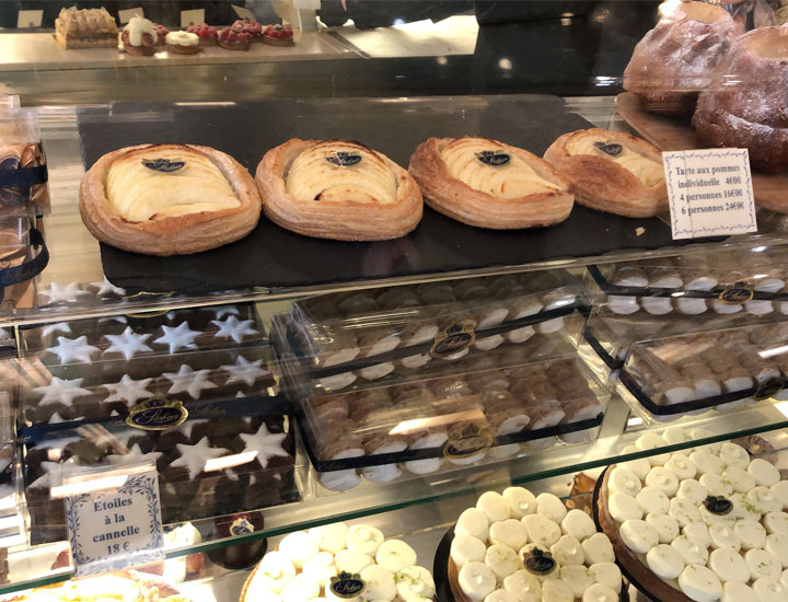 Stohrer ストレー パリ最古のパティスリー フランスの史跡に指定された店内で絶品スイーツを購入しよう | タビパリラックス