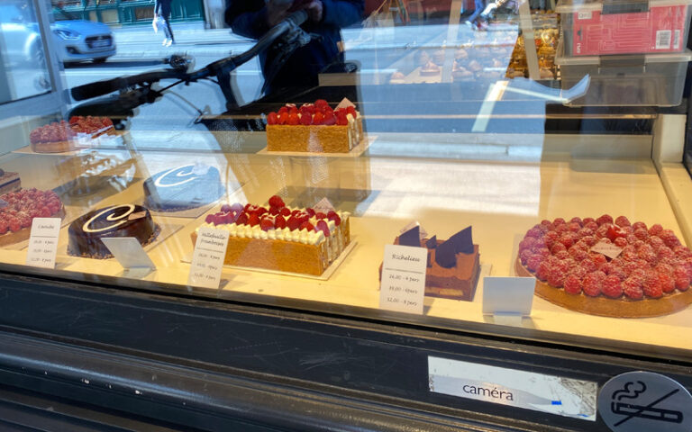 Frédéric Comyn 2022年バゲットコンクール優勝店 パリ15区にある毎日通いたくなるパン屋さん | タビパリラックス